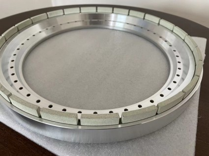 Diamond Grinding wheels for the Semiconductor industry